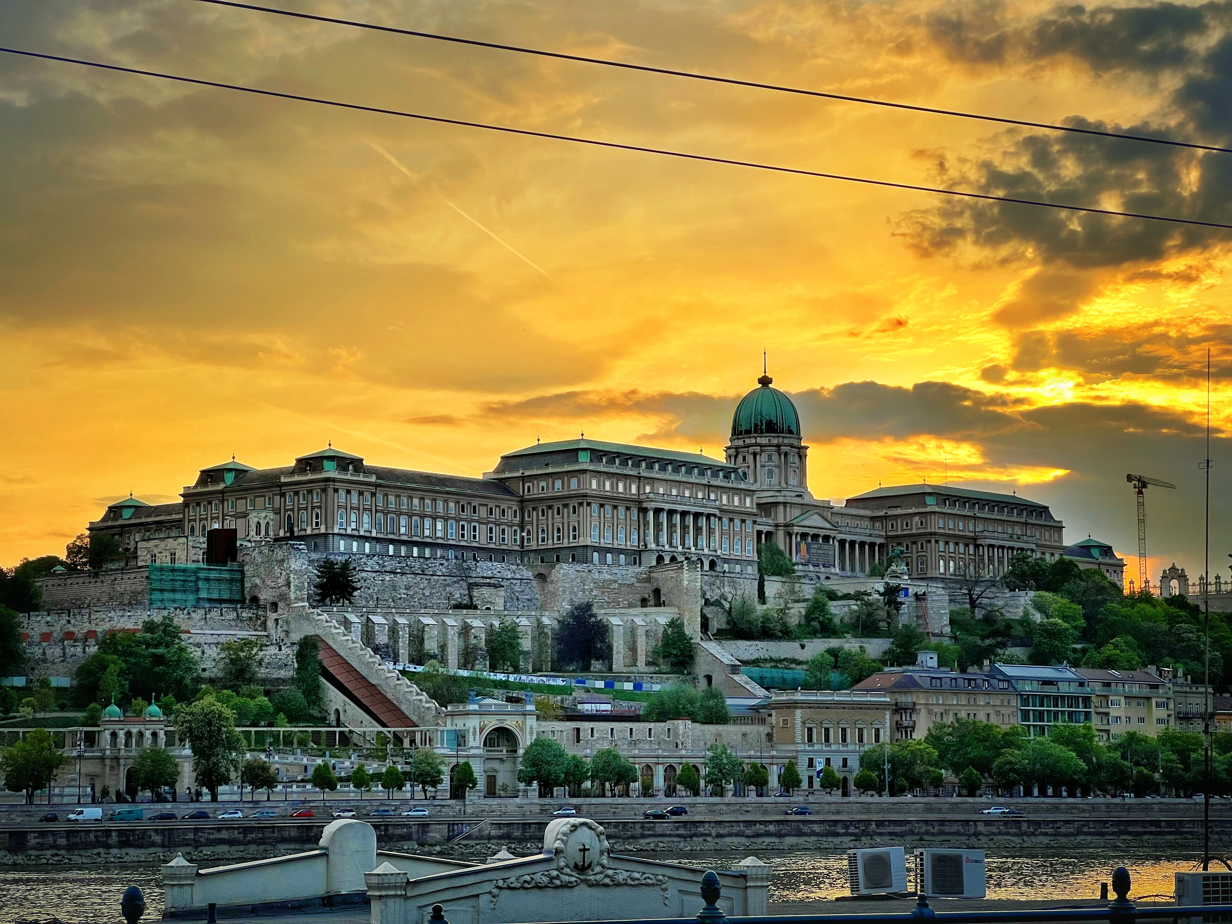 Budapest - A Historical Travel Guide